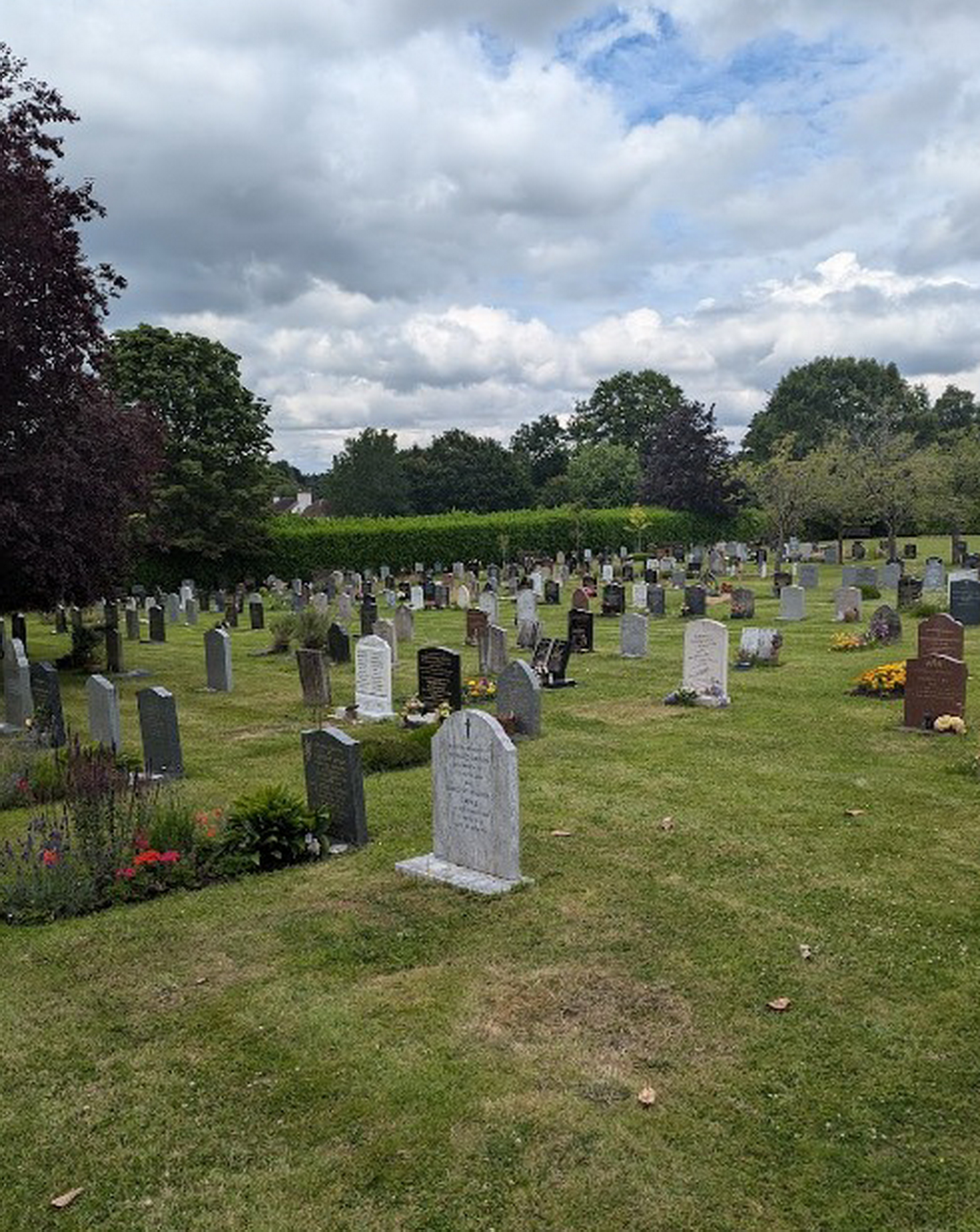 Windlesham Cemetery