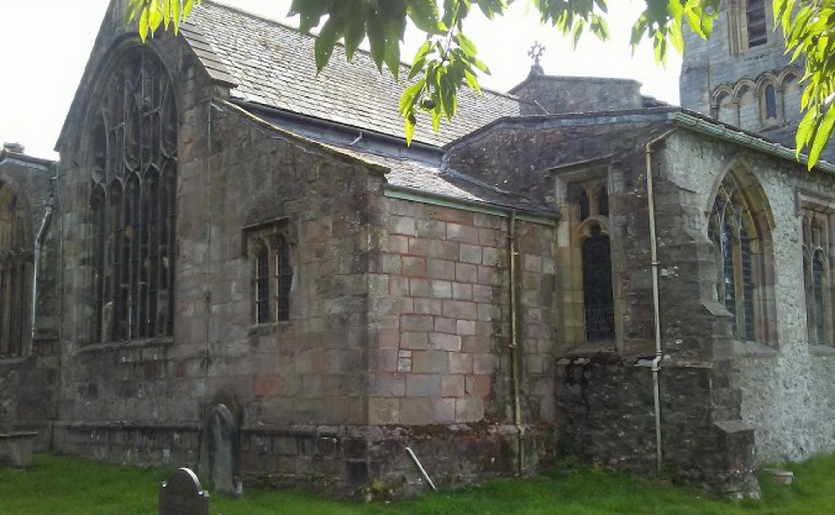 St Peter's Churchyard - Heversham