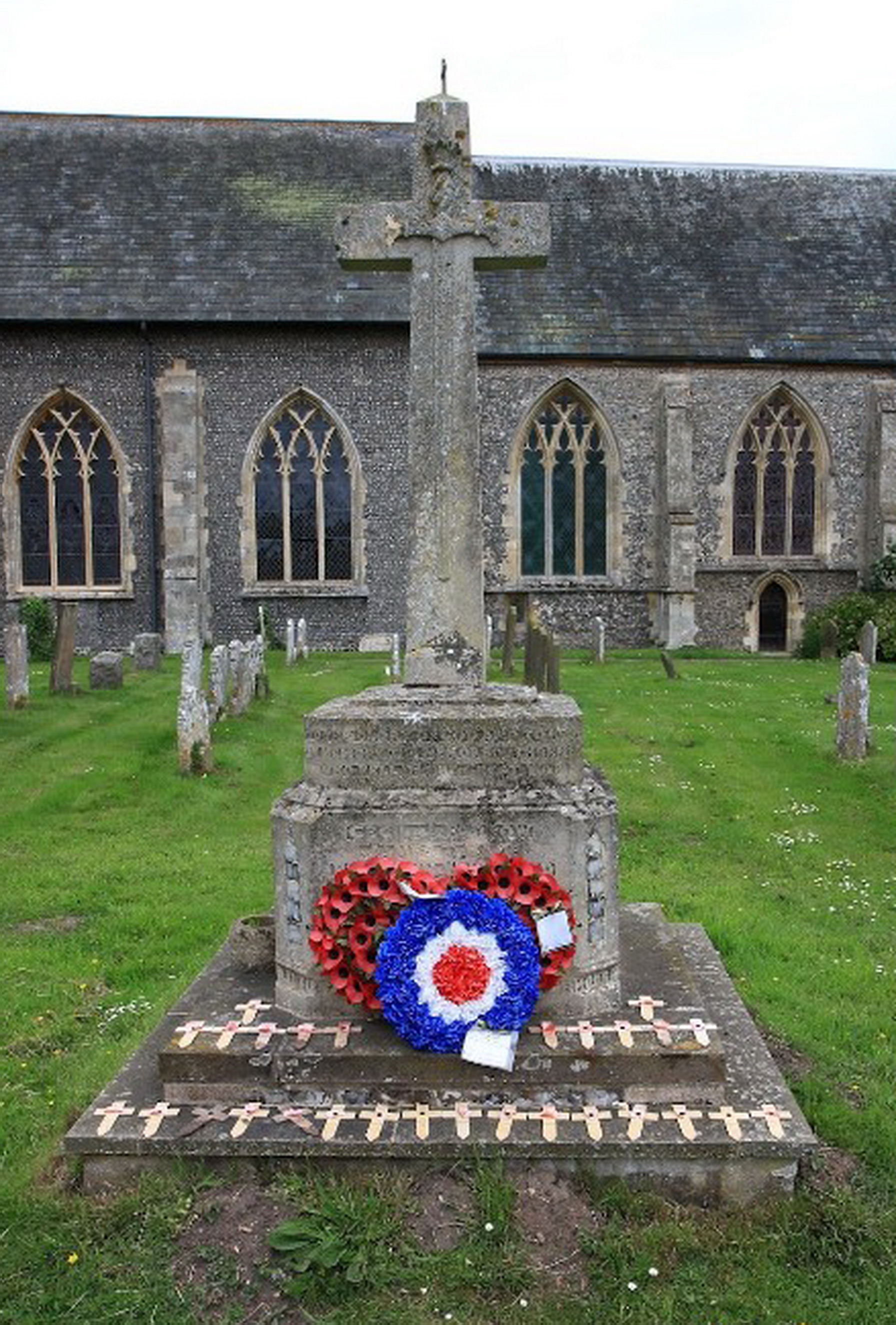 War Memorial - Upper Southrepps