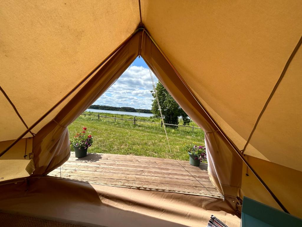 Männituka glamping by lake Ähijärv - Antsla Parish