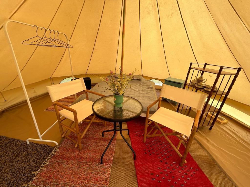 Männituka glamping by lake Ähijärv - Antsla Parish