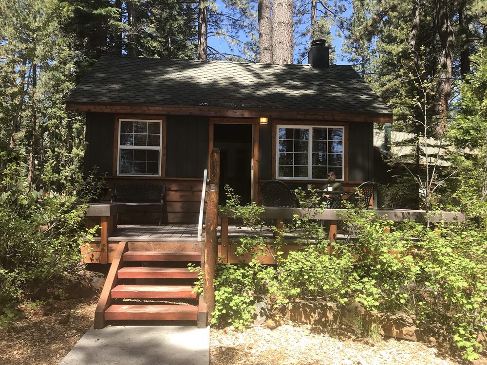 Rustic Cottage Resort & Motel