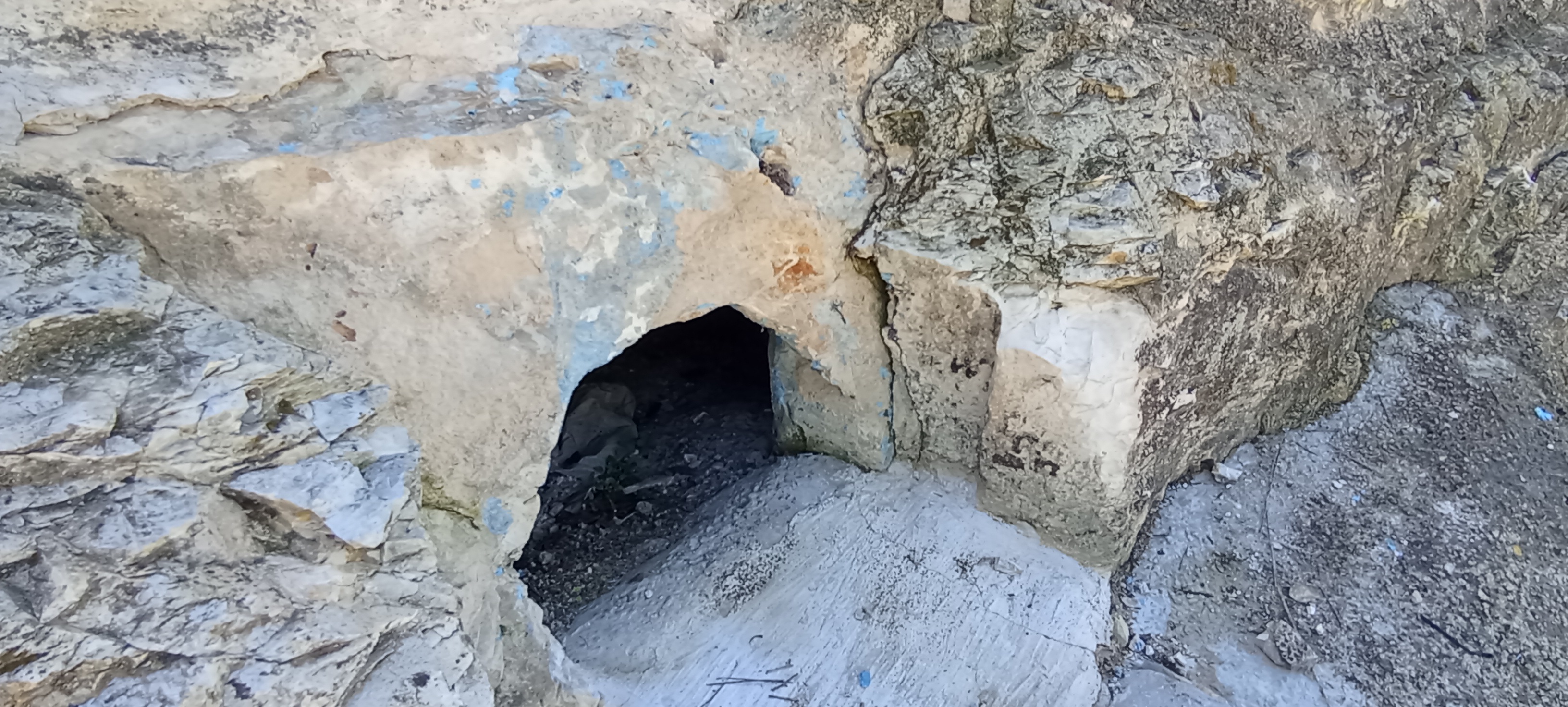 Burial cave - Safed | grave, cave / caves