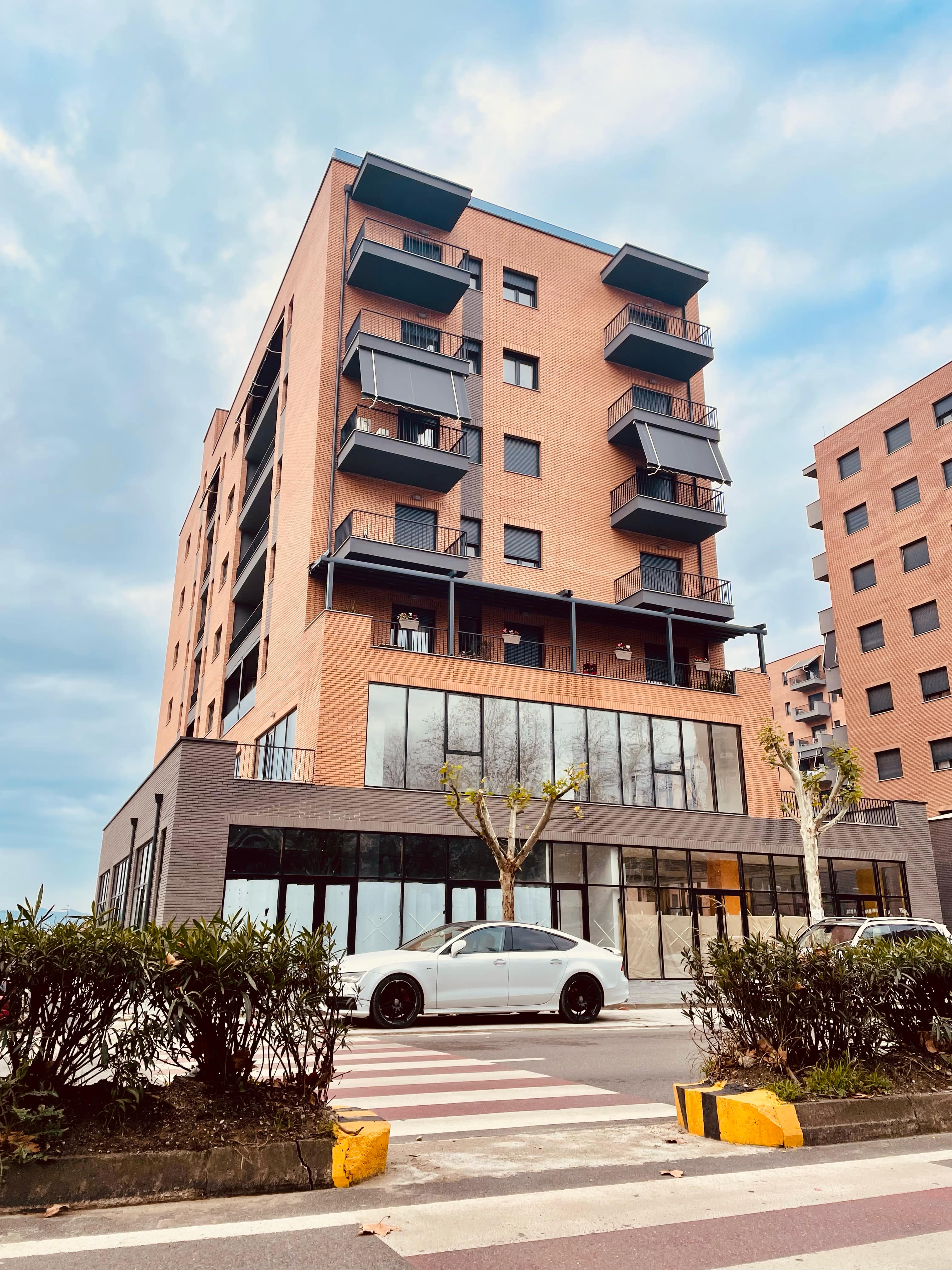 BI Construction shpk + Dael Construction shpk - Kamëz