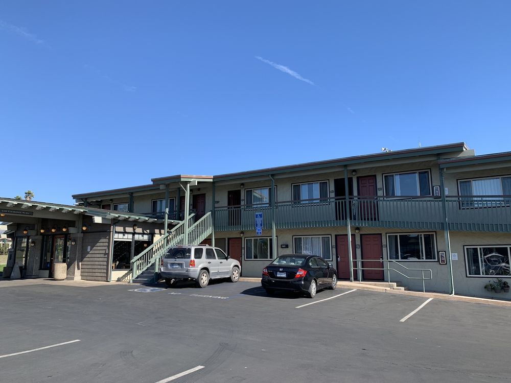 Cavalier Oceanfront Resort