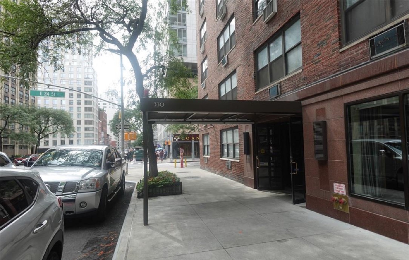 330 Third Avenue