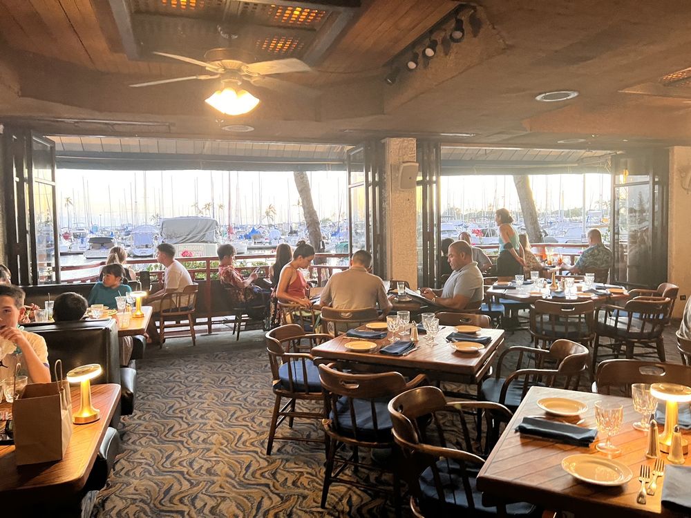 Chart House Honolulu