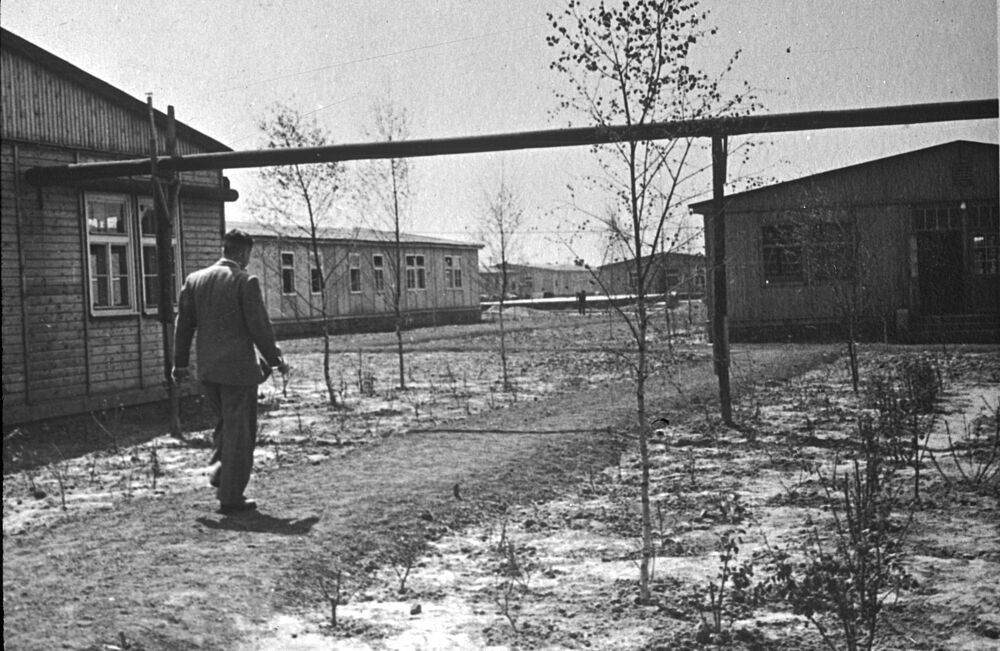 Lager IV "Auschwitz III" / "Monowitz-Dorfrand" / "Buna" WWII German ...