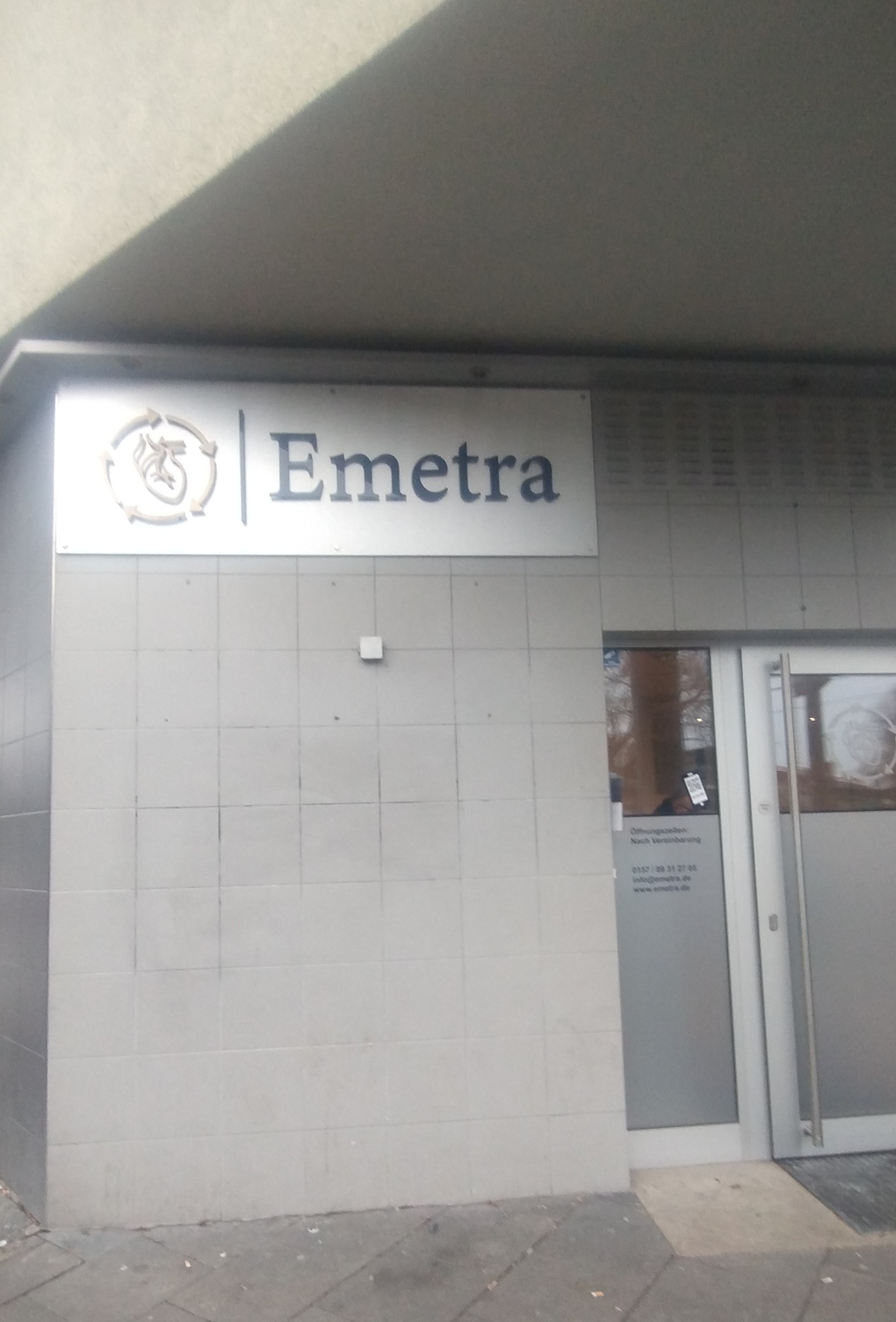 Emetra - Erste-Hilfe-Kurs Köln - Köln