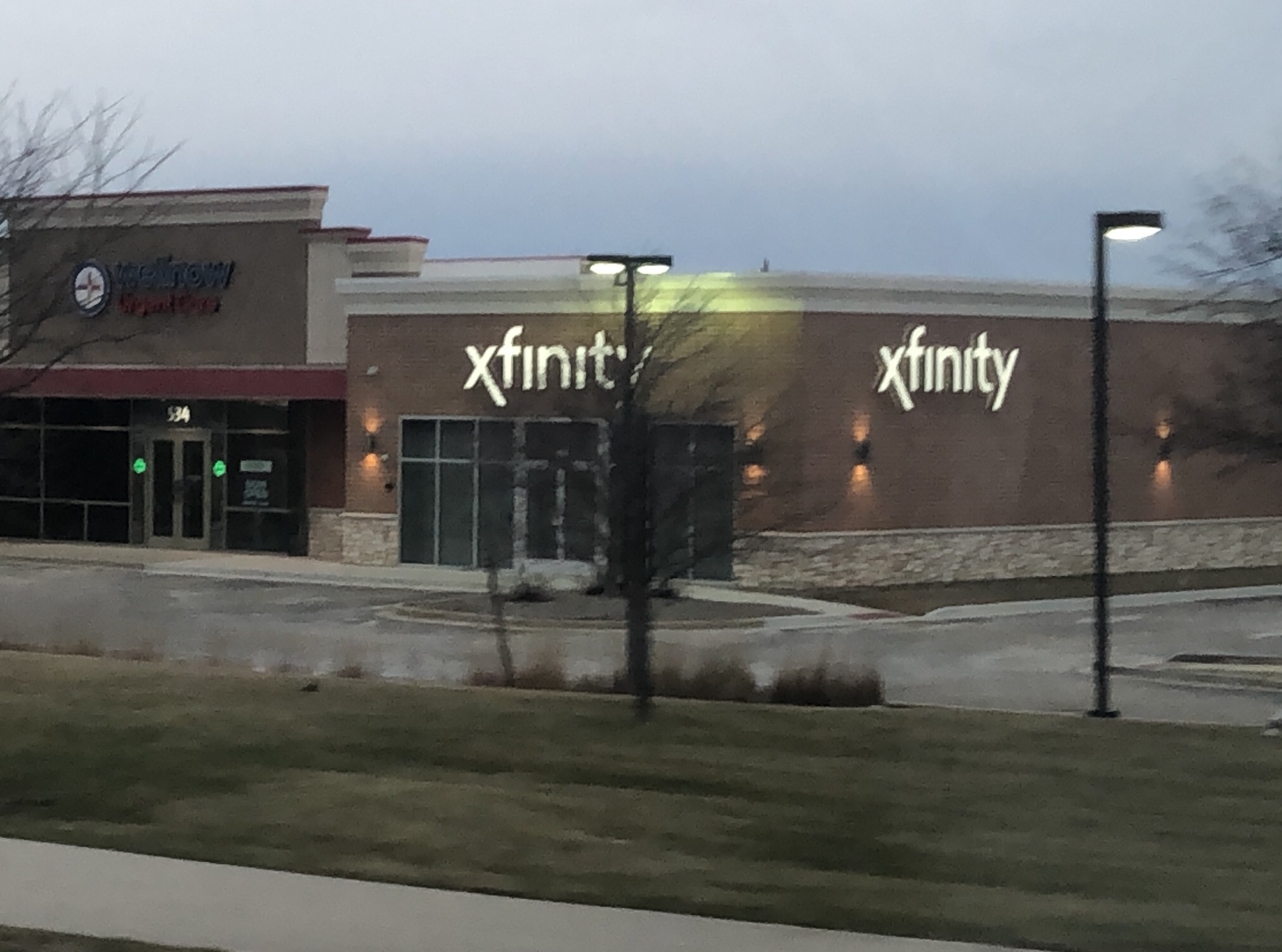 Xfinity Store - South Elgin, Illinois