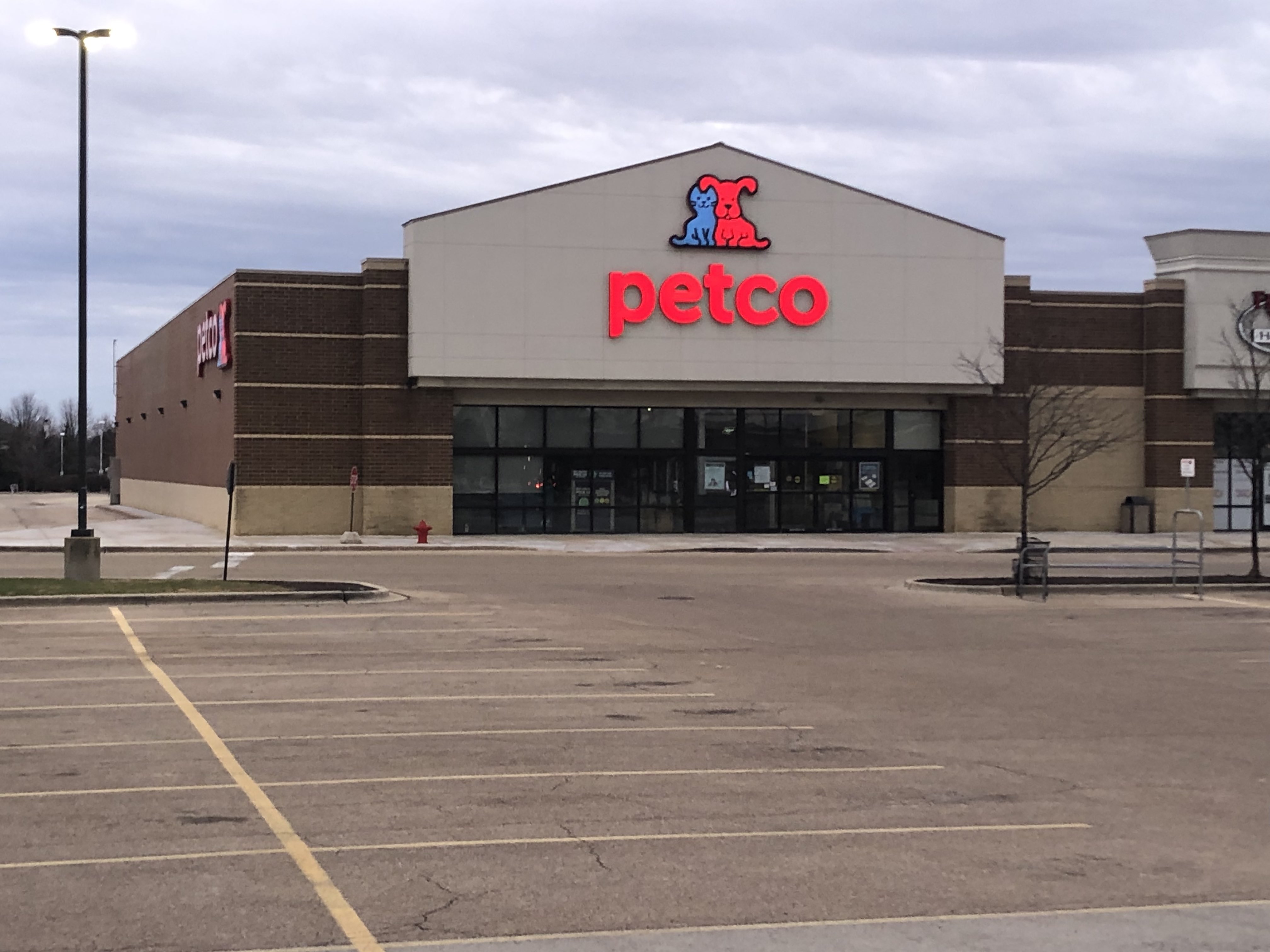 Petco - South Elgin, Illinois