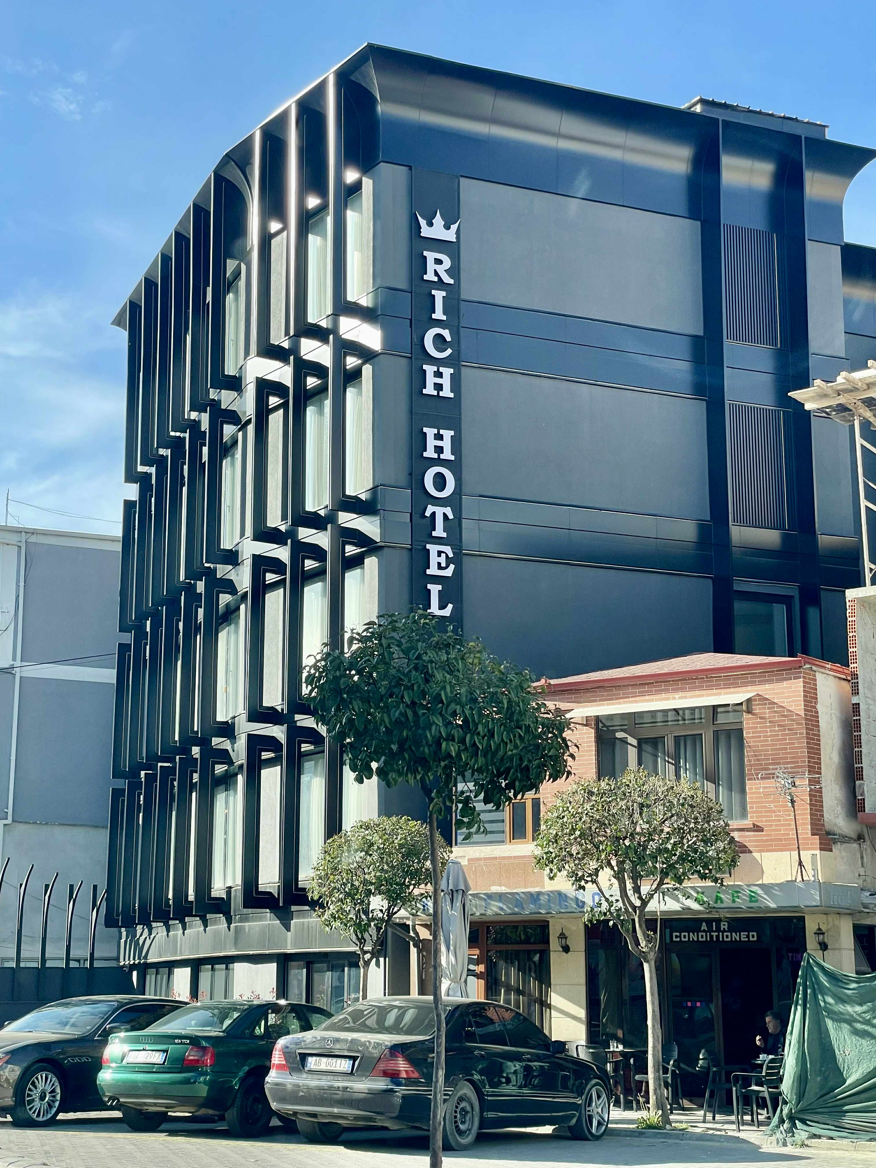 Rich Hotel - Pogradec