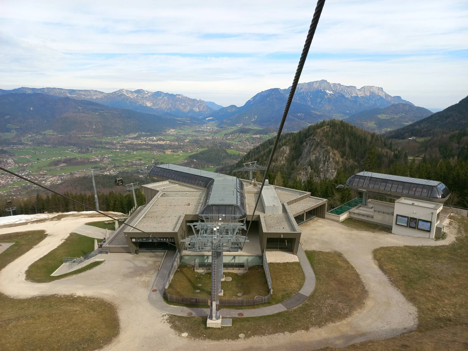 Jennerbahn interchange station