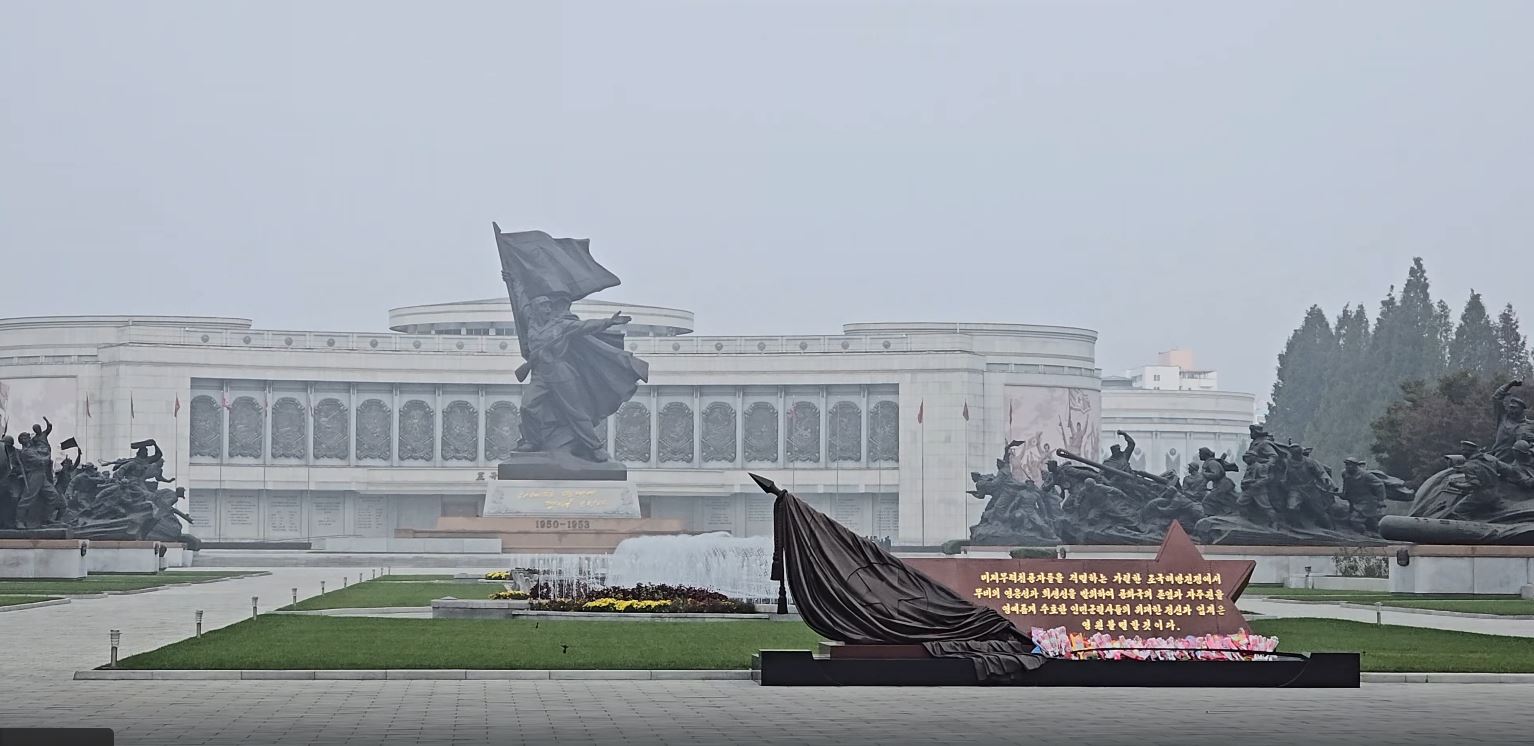 Monument to the Victorious Fatherland Liberation War - Pyongyang