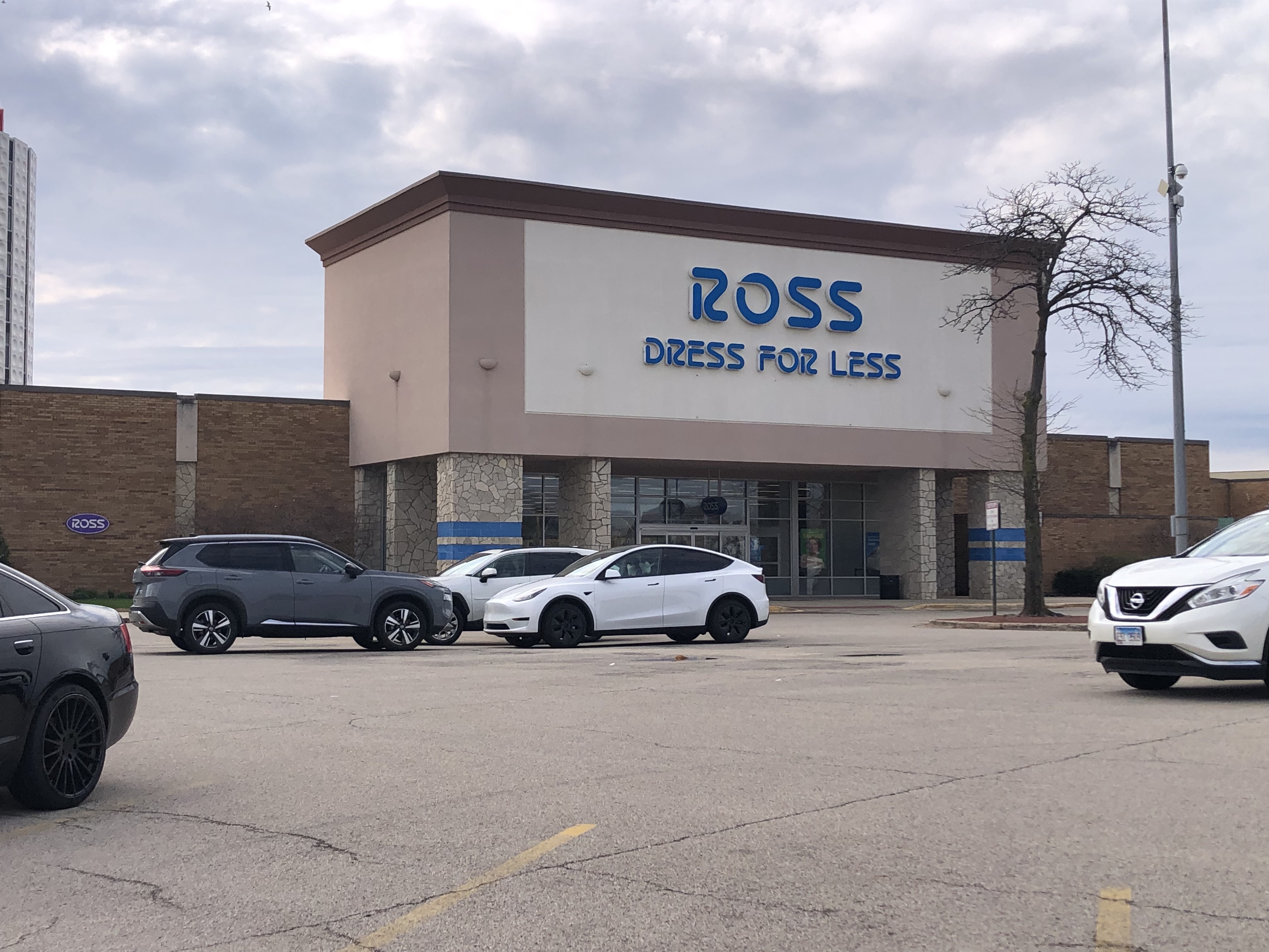 Ross Dress For Less - Niles, Illinois
