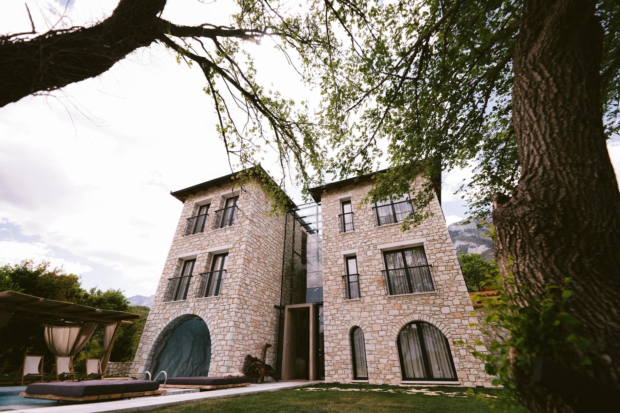 Vila Si Era - Brataj