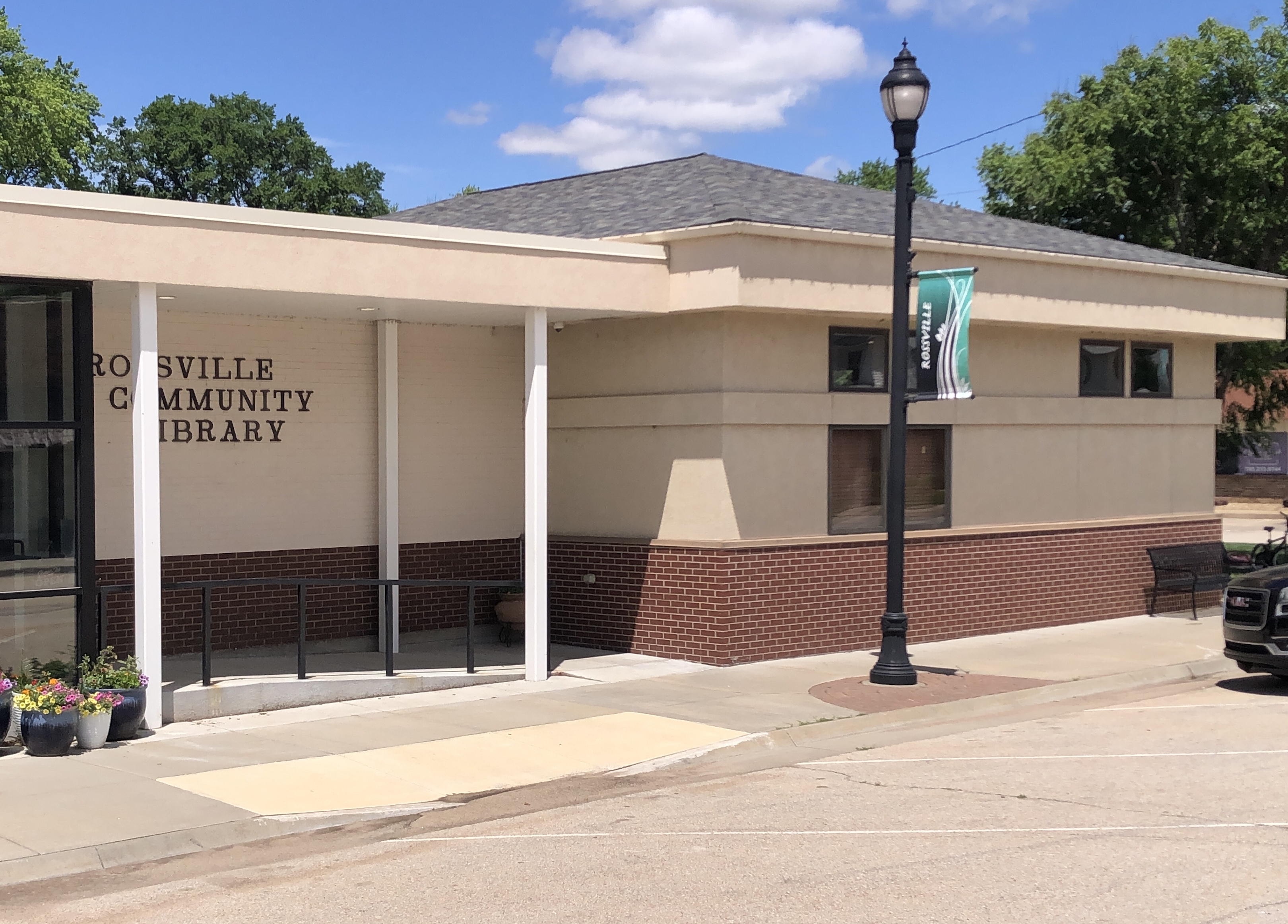 Rossville Community Library - Rossville, Kansas