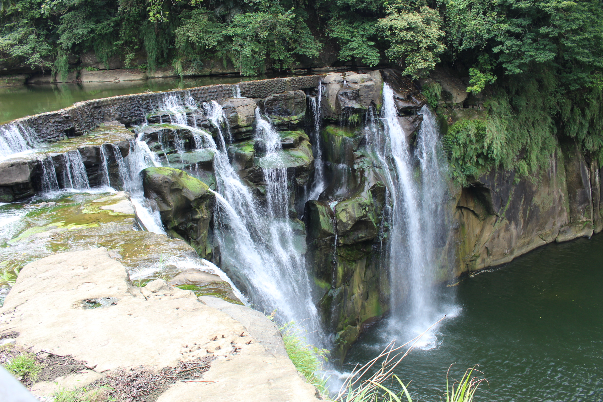 Shifen Waterfall