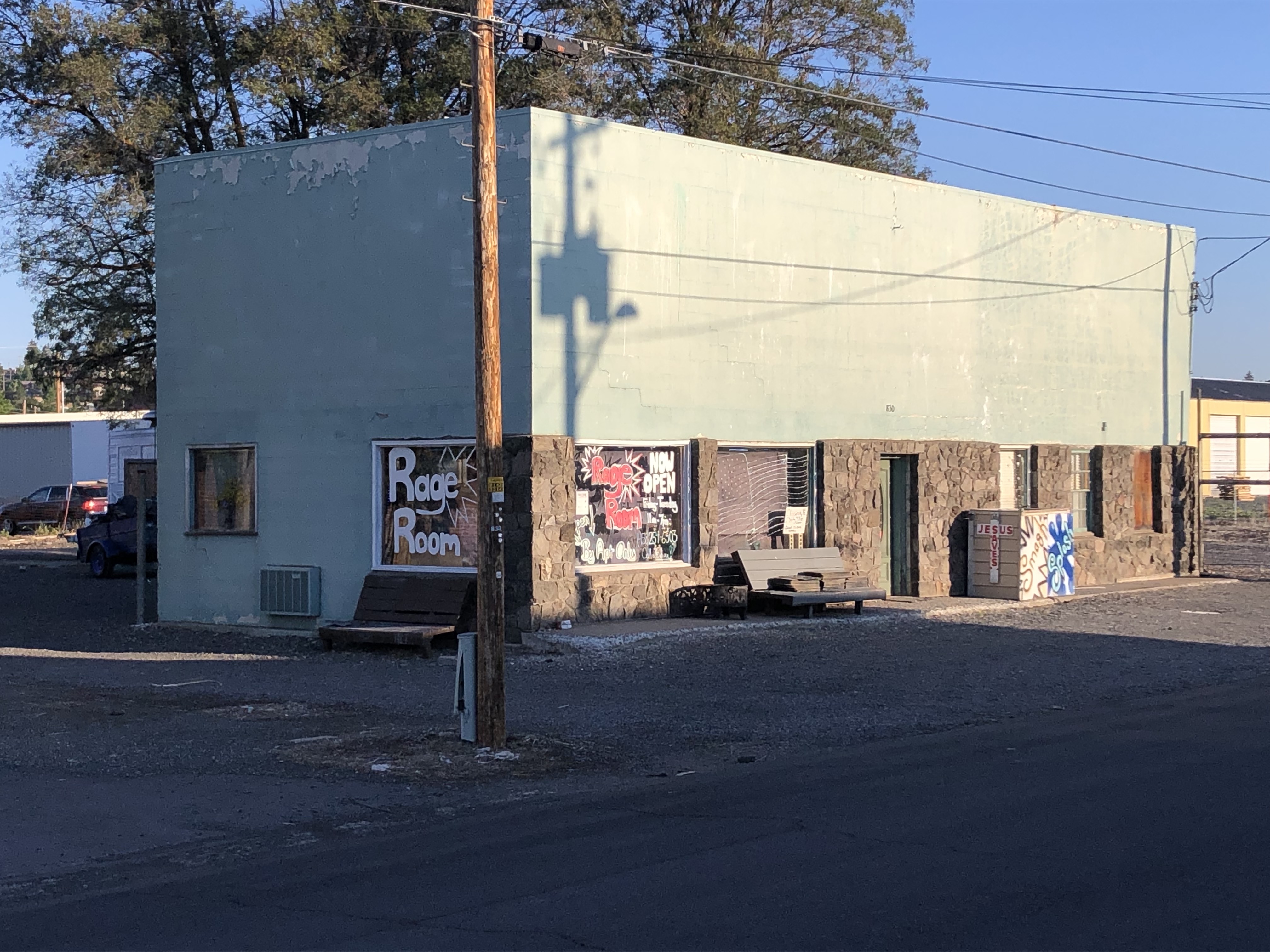 Smash and Smash Rage Room - Klamath Falls, Oregon