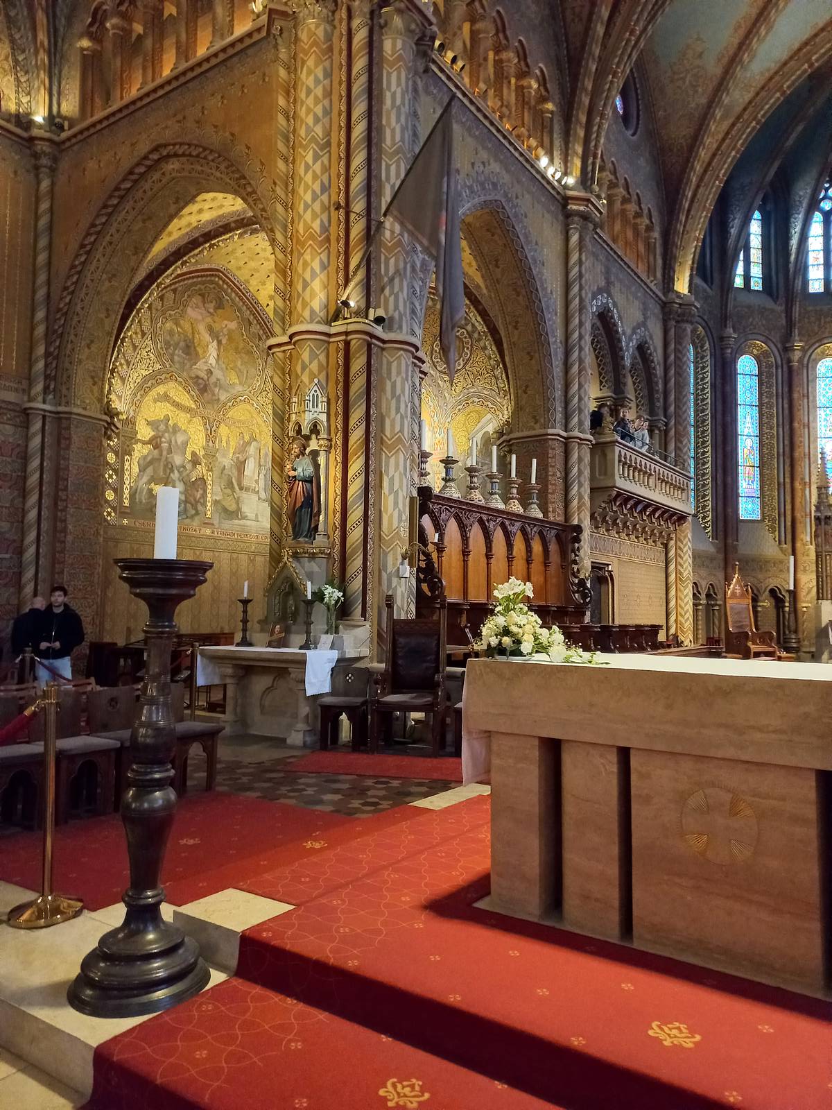 Main altar - Budapest