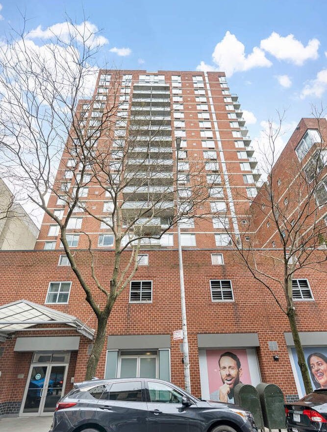 The Grand Chelsea Condominiums
