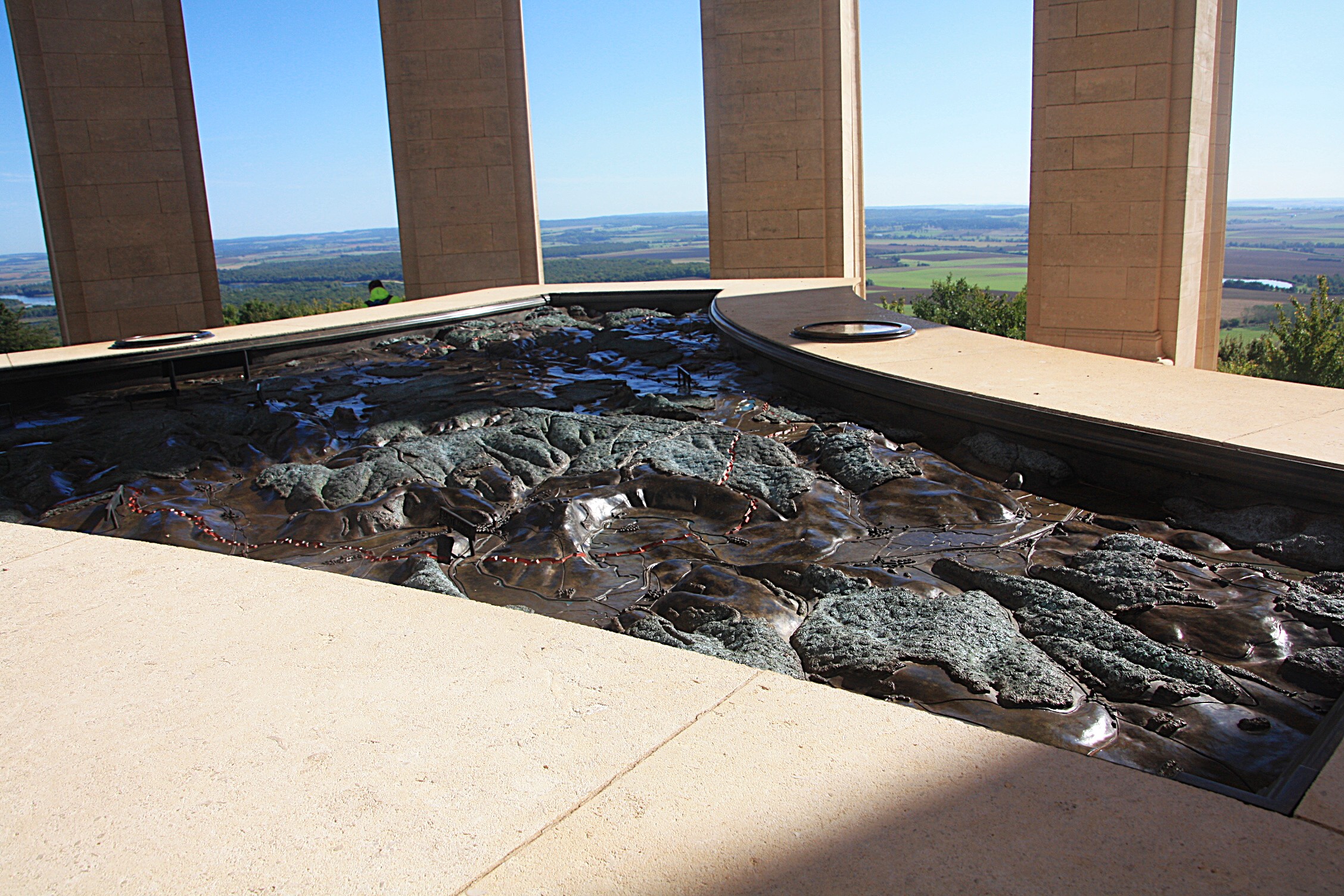 Montsec - Monument