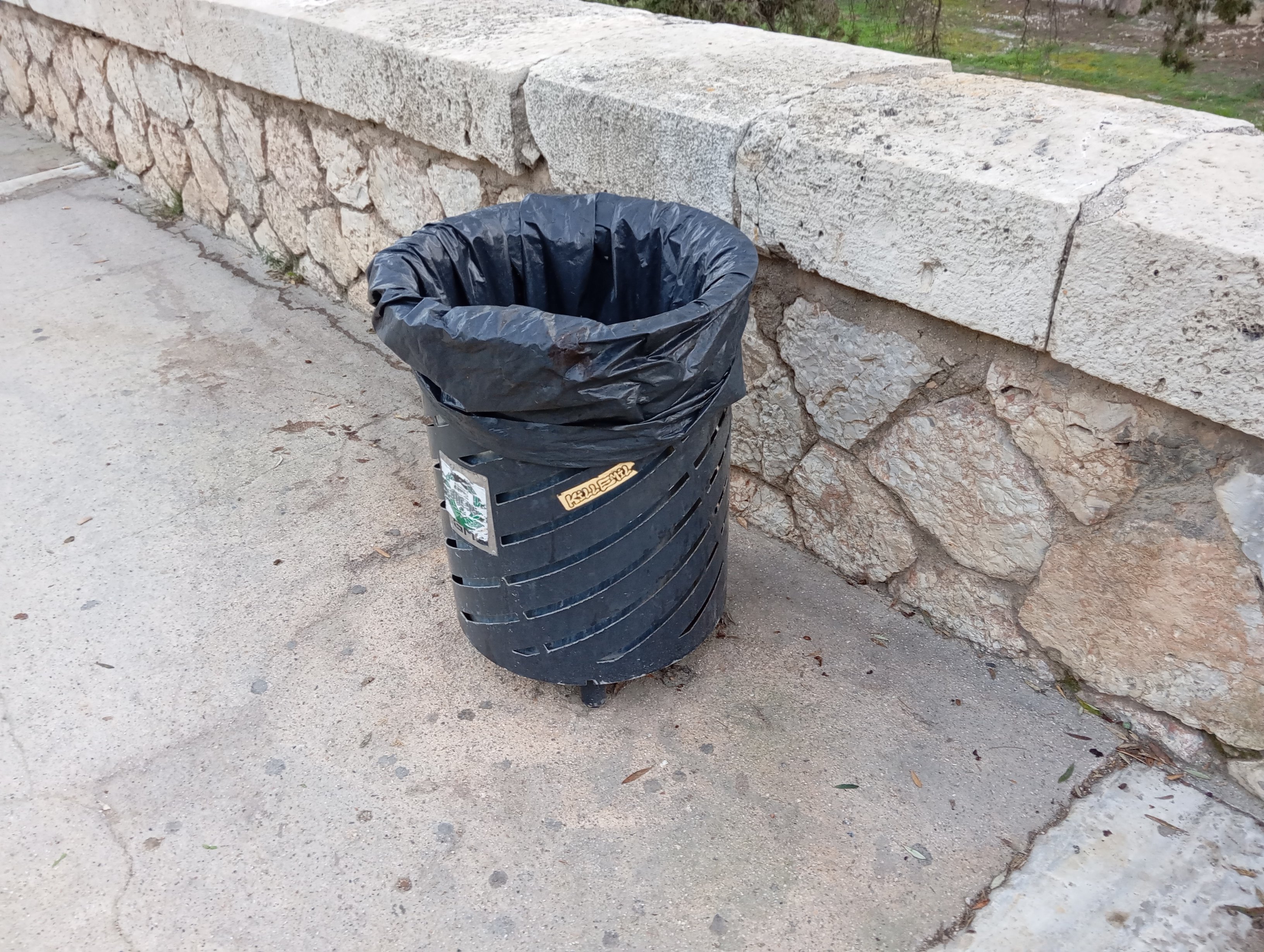 Waste collection - Athens | waste collection point / civic amenity ...