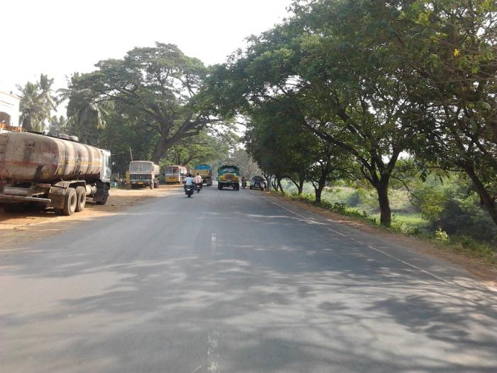 ADB Road Samalkota to Kakinada Port