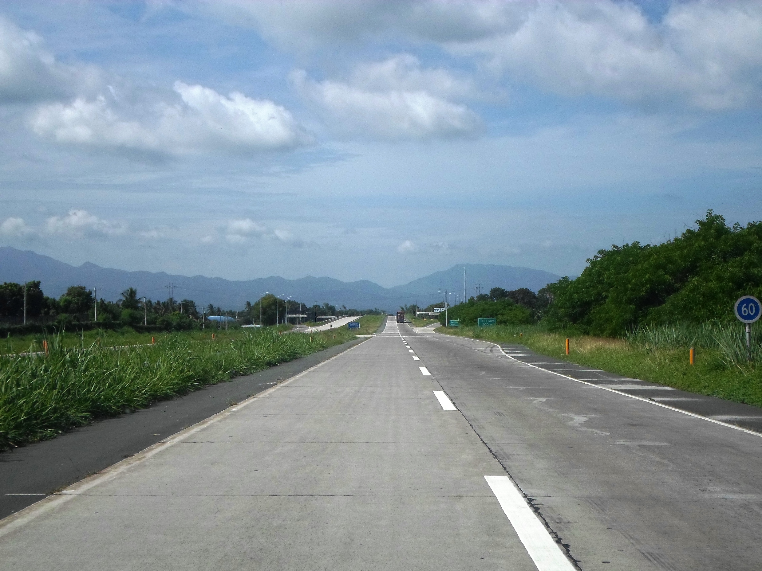 Southern Tagalog Arterial Road (STAR Tollway) (E2)