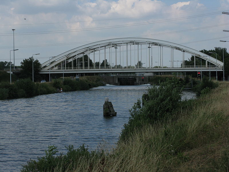 A13 (E313)
