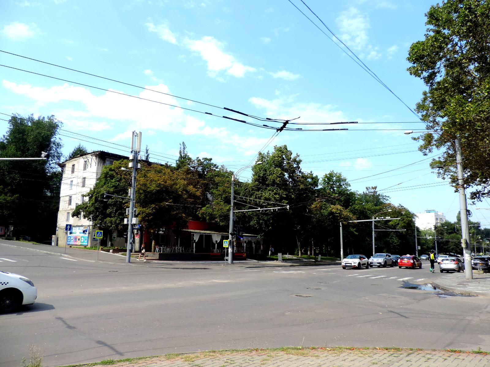 Bd. Decebal - Chişinău